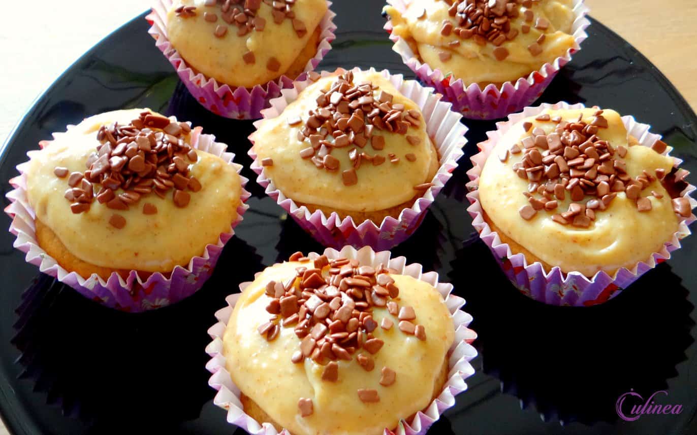 Sticky Toffee Cupcakes met Karamel Topping | Culinea.nl;