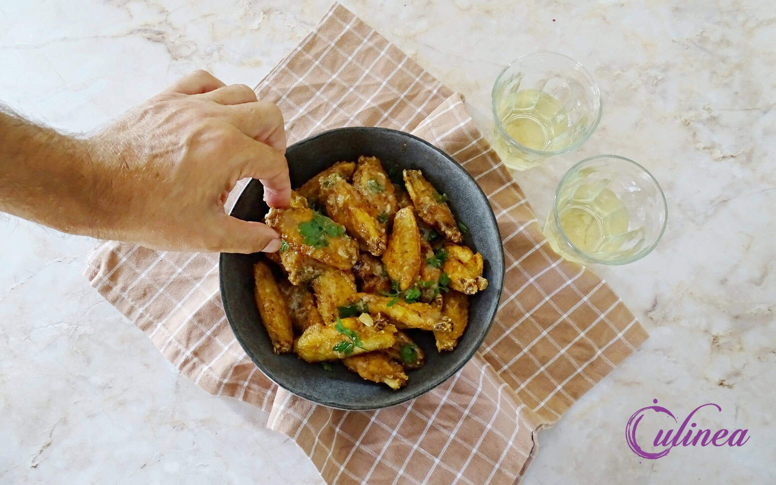 Spaanse gefrituurde Kipkluifjes | Culinea.nl;